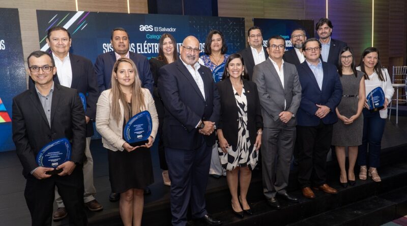 AES El Salvador reconoce a sus clientes - Noticias de El Salvador ...