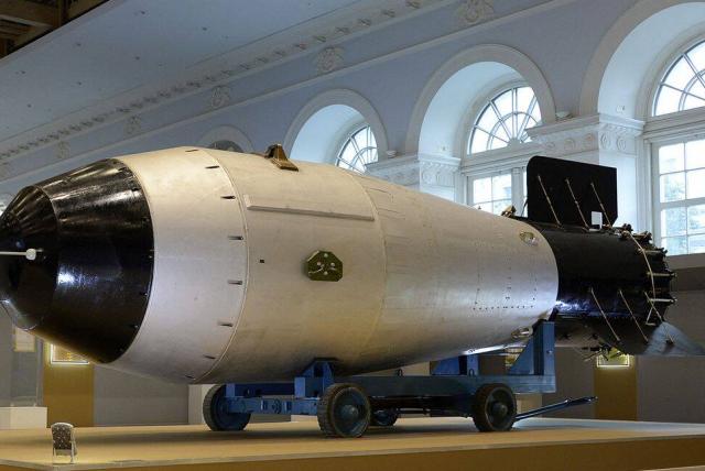 Estados Unidos desarrolla un arma nuclear más potente que la de ...