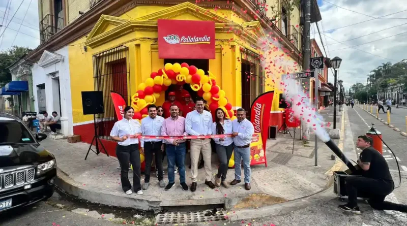 Pollolandia se expande con su delicioso pollo frito y asado - Noticias de El Salvador ...