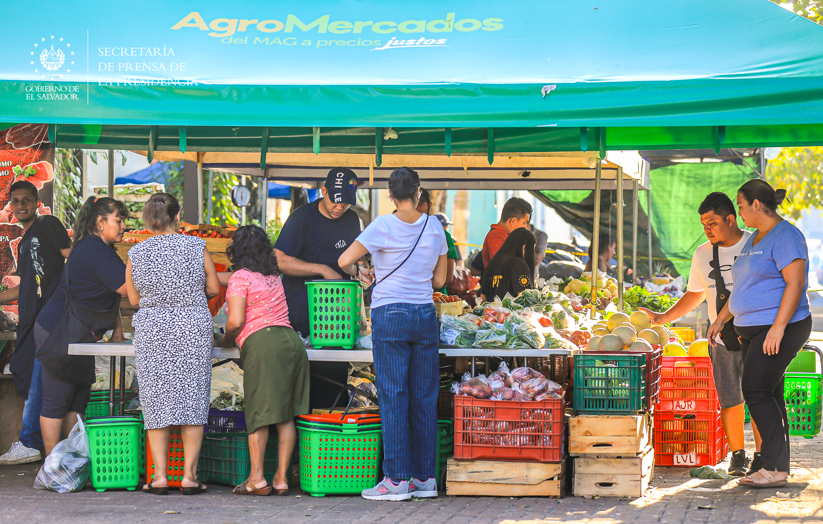 Agromercados con productos de calidad a precios accesibles - CNH ...