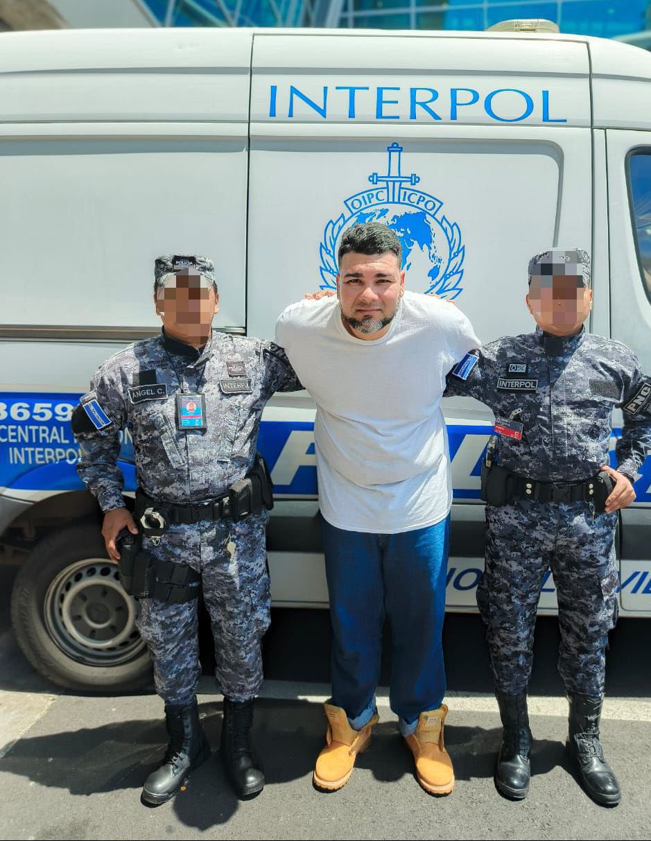 Estados Unidos deporta dos mareros a El Salvador - Noticias de El ...